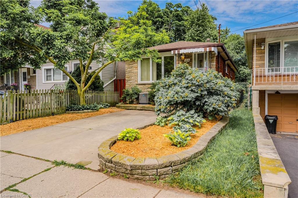 164 East 23rd Street, Hamilton, Ontario L8V2X1 For Sale | HouseSigma