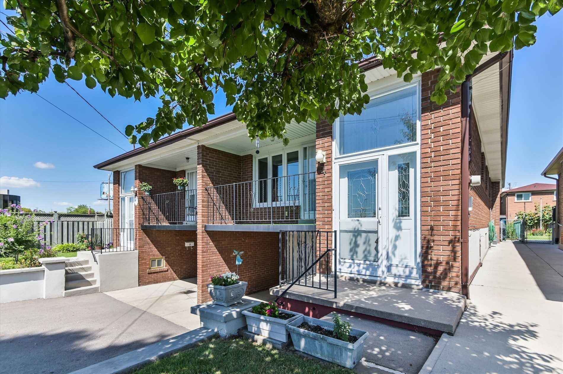 4 Beckett Ave, North York, Ontario Sold History | HouseSigma